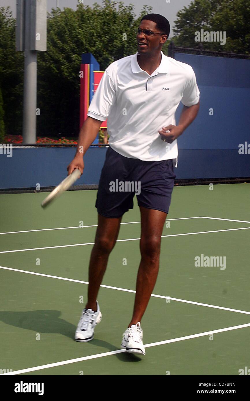 Aug. 2, 2004 - New York, New York, U.S. - K38605ML.CONTINENTAL AIRLINES ...