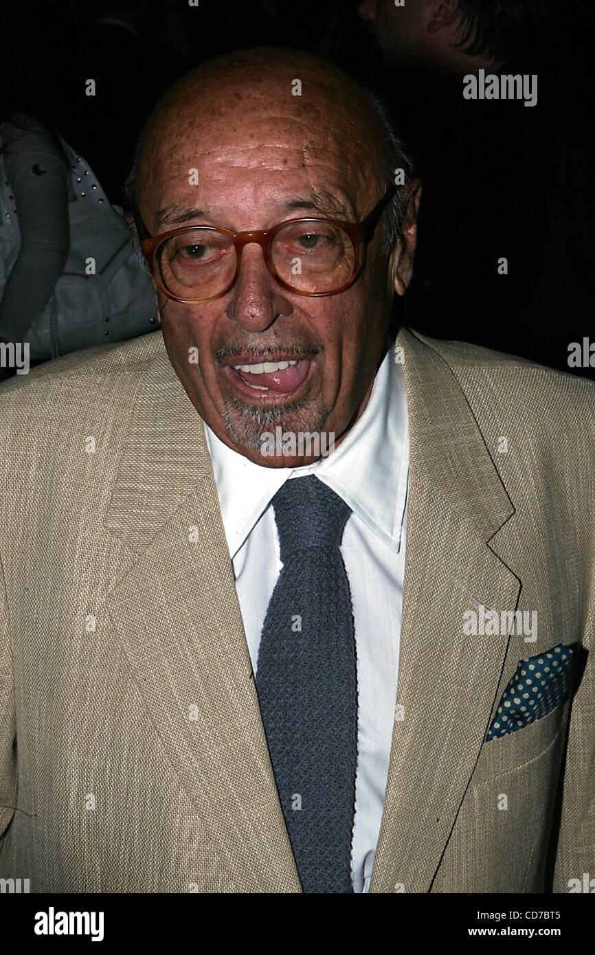 Aug. 3, 2004 - New York, New York, U.S. - K38626RM.DESIGNER RON ...