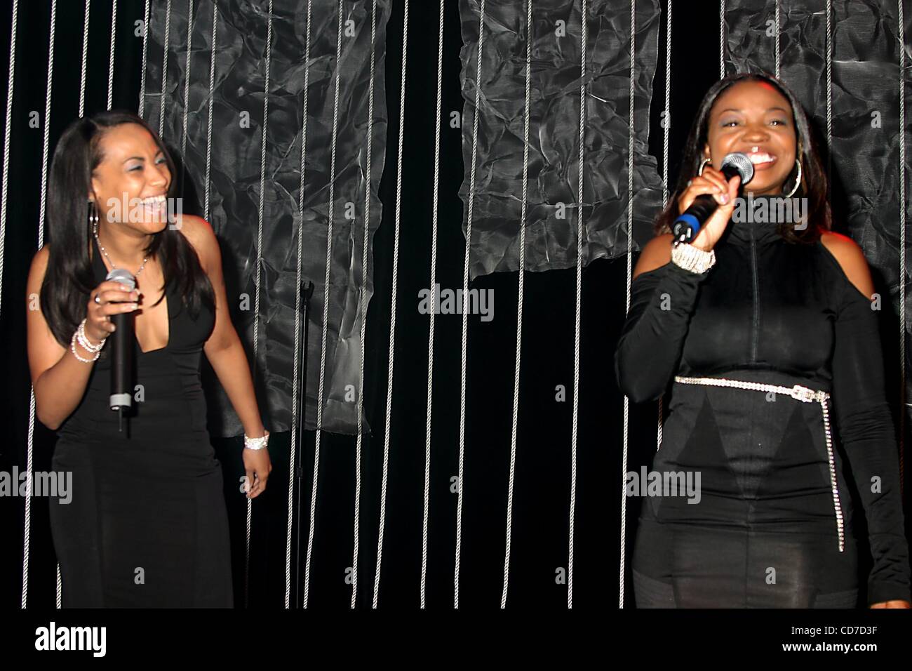 Aug. 18, 2004 - New York, New York, U.S. - K38819ML.ROM ARTEST'S ...