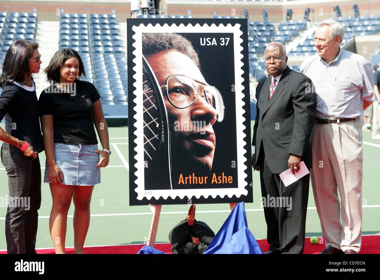 Aug. 28, 2004 - New York, New York, U.S. - K39020RM.ARTHUR ASHE ...