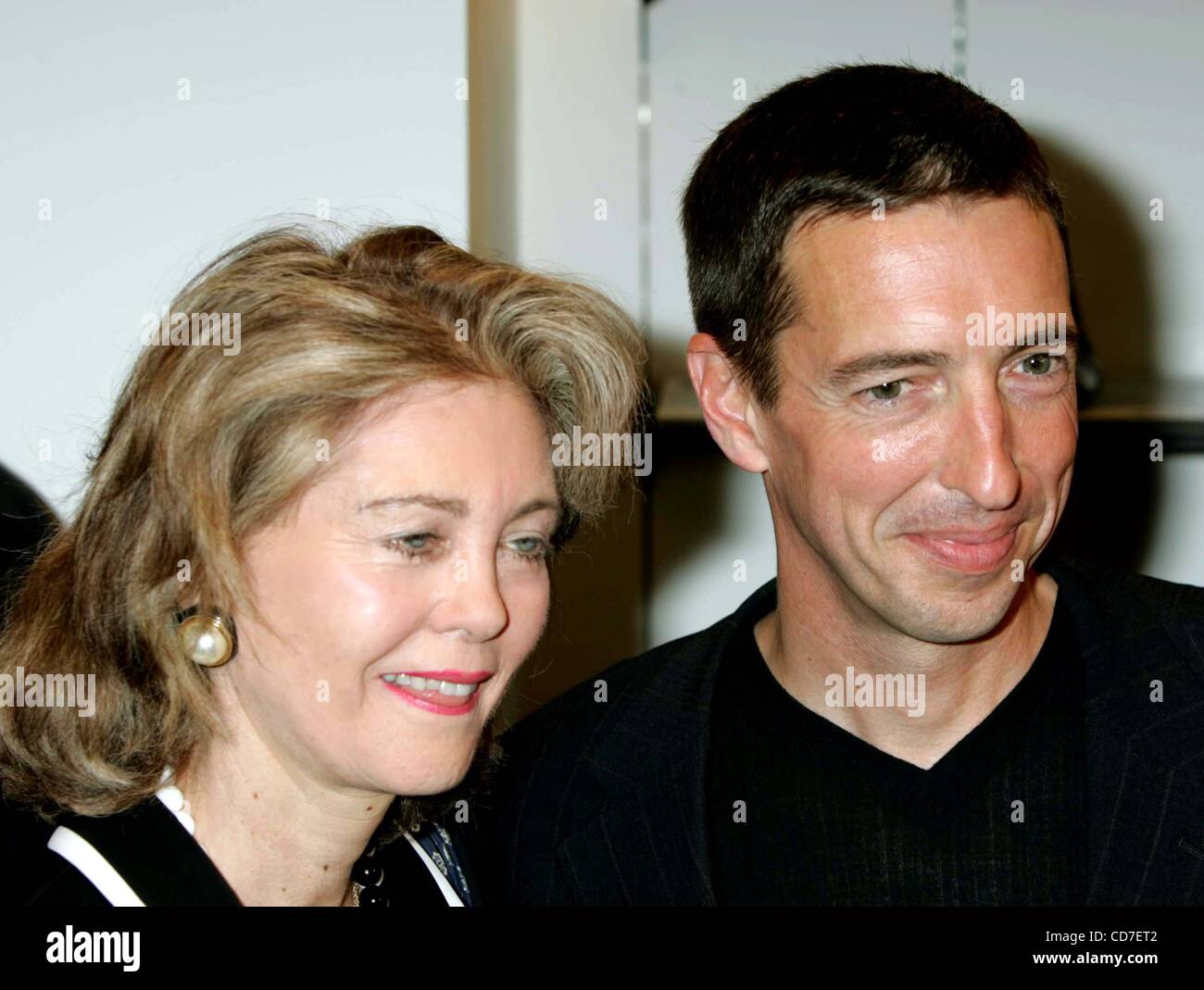 Aug. 30, 2004 - New York, New York, U.S. - K39055RM.RON REAGAN BOOK ...