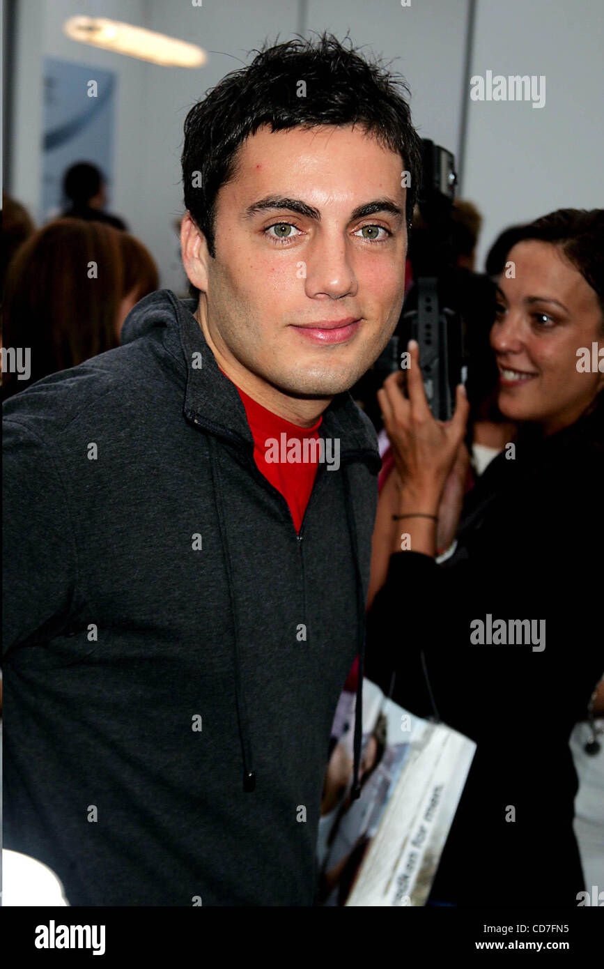 Sept. 9, 2004 - New York, New York, U.S. - K39181RM.OLYMPUS FASHION ...