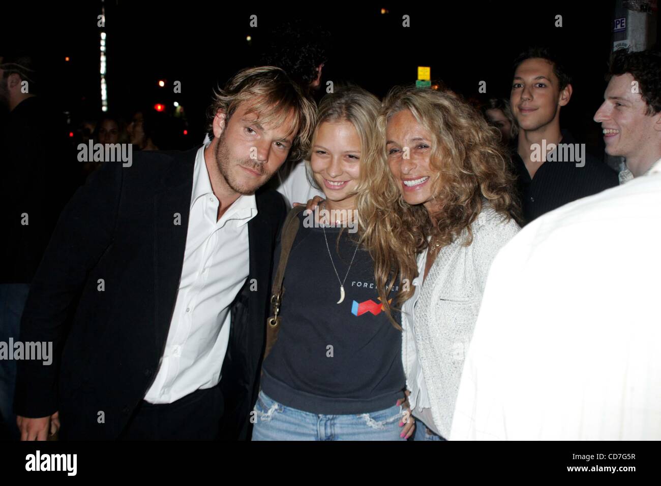 Sept. 11, 2004 - New York, New York, U.S. - K39304RM.ZAC POSEN AFTER ...