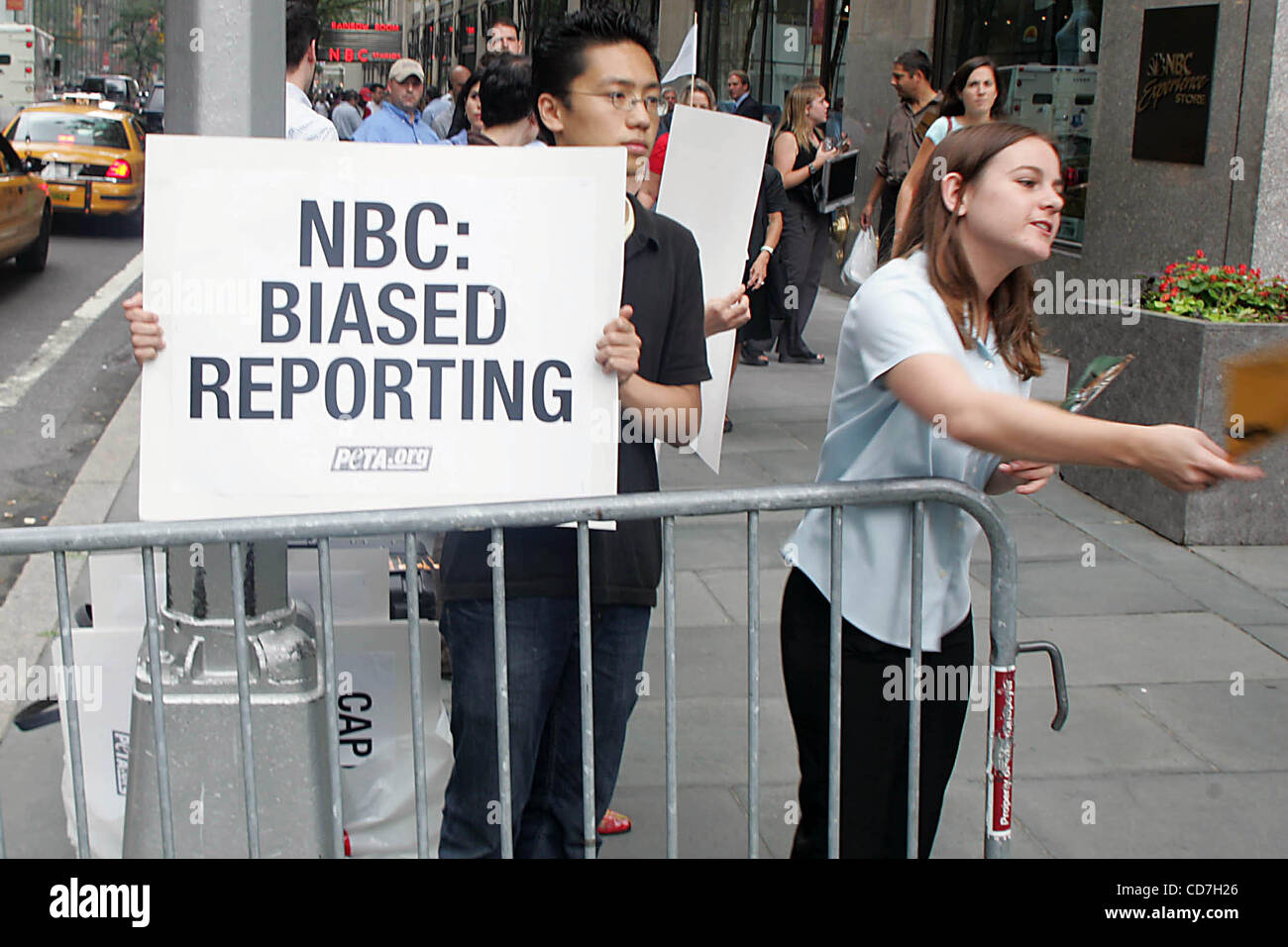 Sept. 18, 2004 - New York, New York, U.S. - K39537RM.PETA PROTESTERS ...