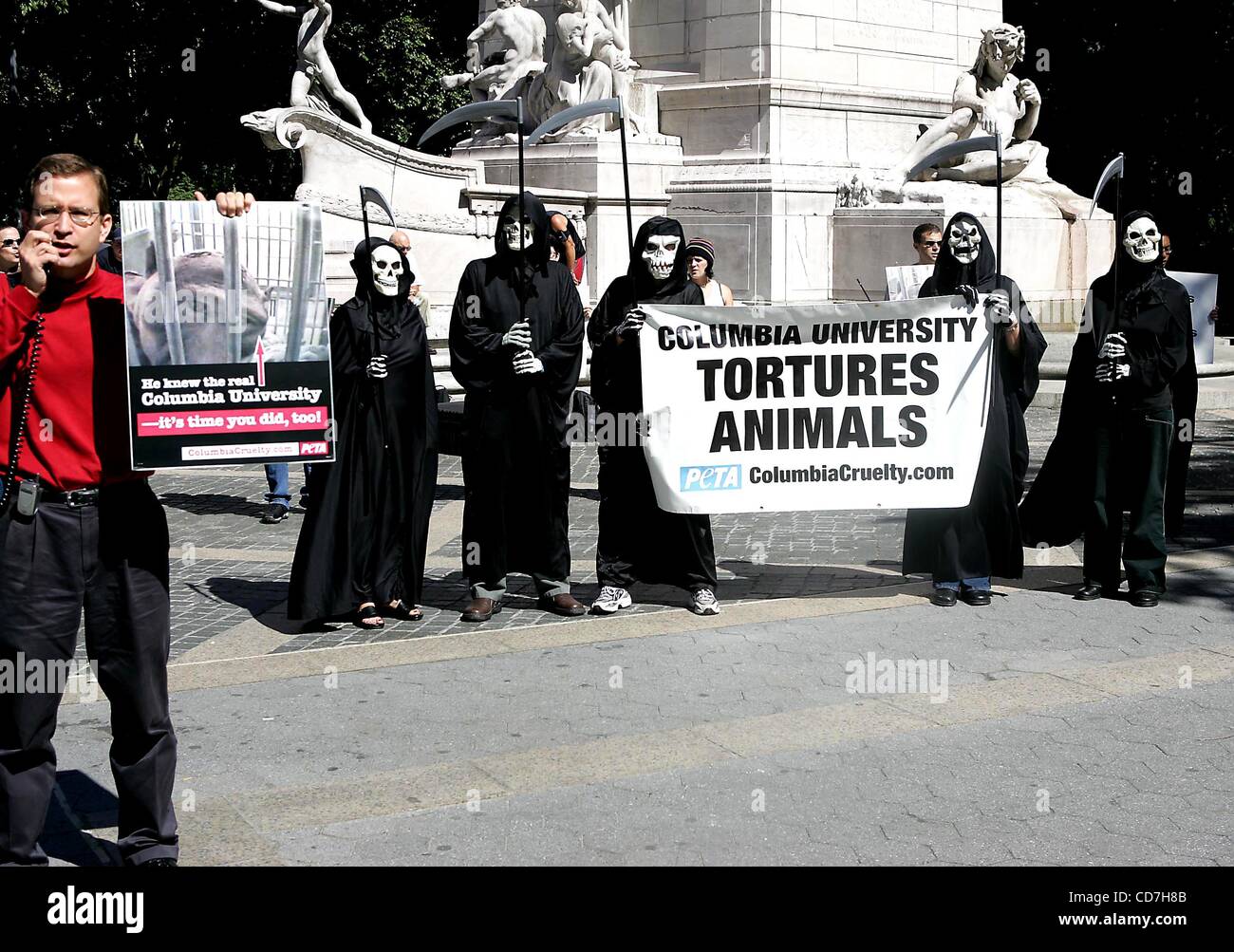 Sept. 20, 2004 - New York, New York, U.S. - K39545RM.PETA PROTEST ...