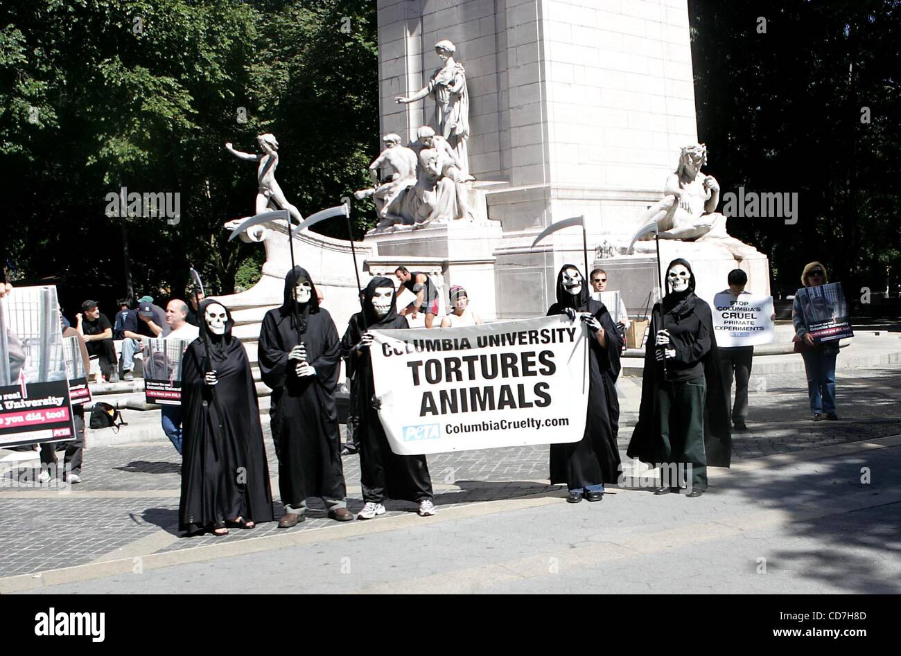 Sept. 20, 2004 - New York, New York, U.S. - K39545RM.PETA PROTEST ...