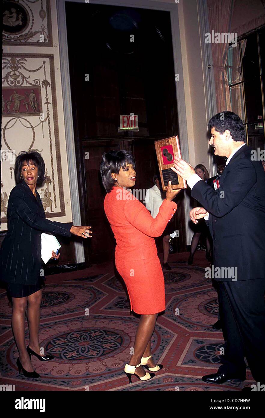 Sept. 23, 2004 - New York, New York, U.S. - OPRAH WINFREY. - 1996 ...