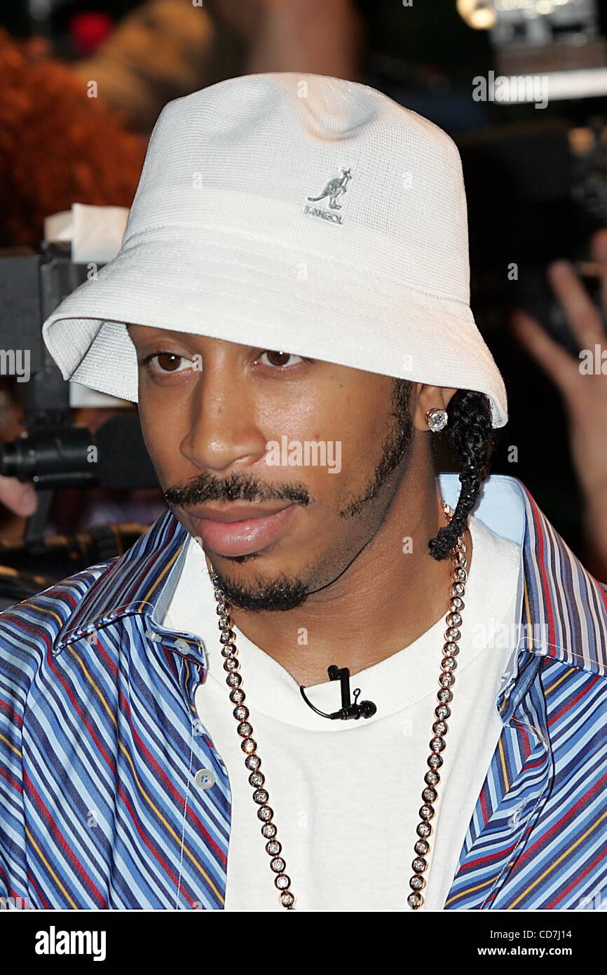 Sept. 27, 2004 - New York, New York, U.S. - K39671RM.NY PREMIERE OF ...