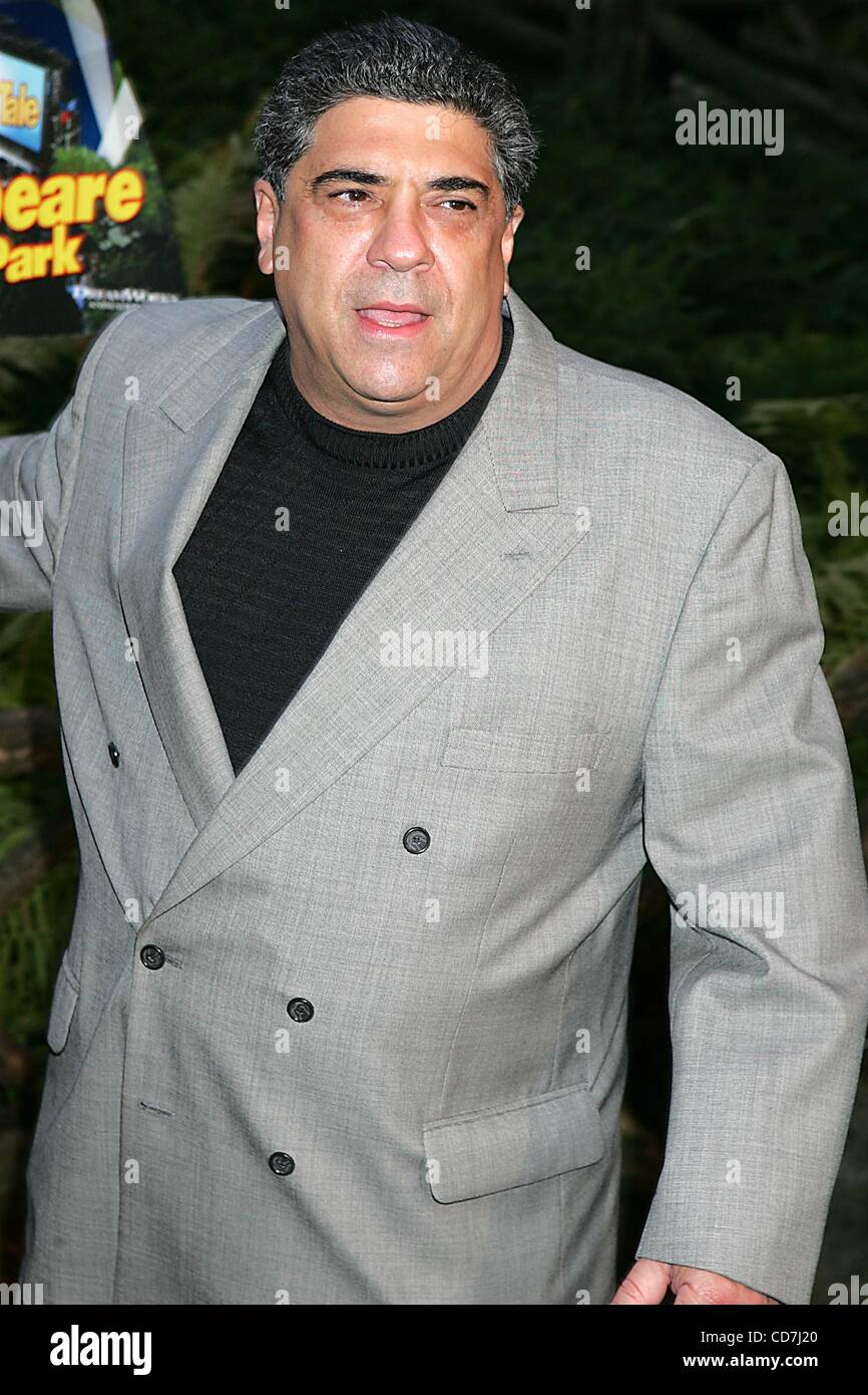 Sept. 27, 2004 - New York, New York, U.S. - K39671RM.NY PREMIERE OF ...