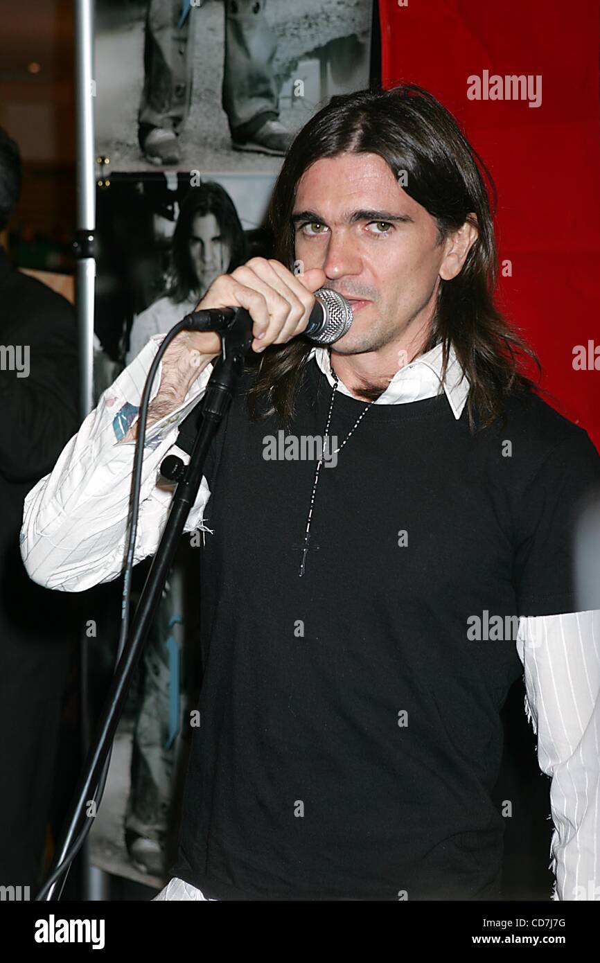 Sept 28 2004 new york hi-res stock photography and images - Alamy