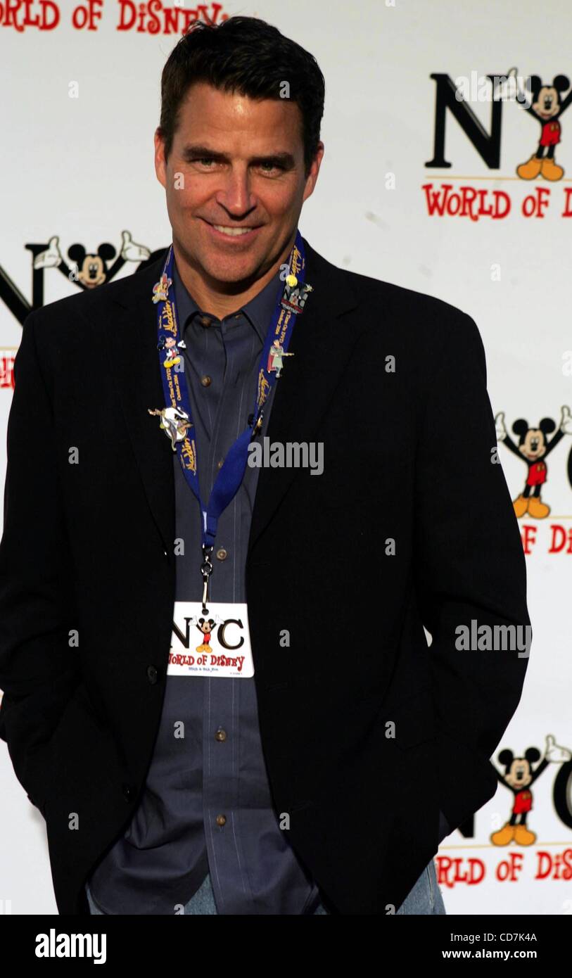 Oct. 4, 2004 - New York, New York, U.S. - K39764RM.THE GRAND OPENING OF ...