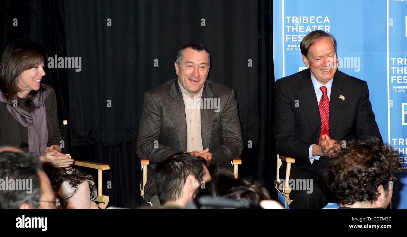 Oct. 13, 2004 - New York, New York, U.S. - K39889RM.GOVERNOR PATAKI AND ...