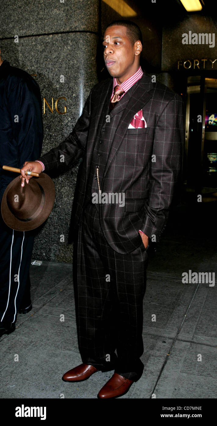 Oct. 18, 2004 - New York, New York, U.S. - K39915RM.USHER'S ROARING 20 ...