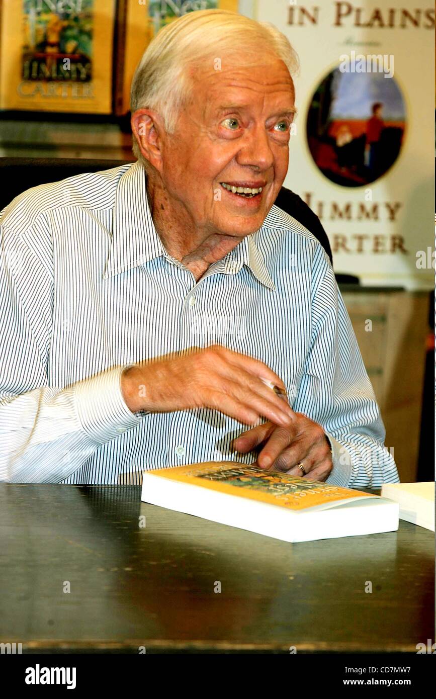 Oct. 19, 2004 - New York, New York, U.S. - K39986RM.EX-PRESIDENT JIMMY ...