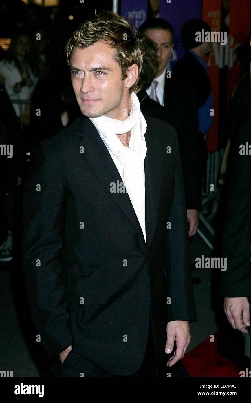 Oct. 19, 2004 - New York, New York, U.S. - K39984RM.NEW YORK PREMIERE ...
