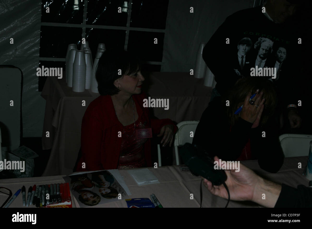 Cindy williams penny marshall cindy hi-res stock photography and images ...