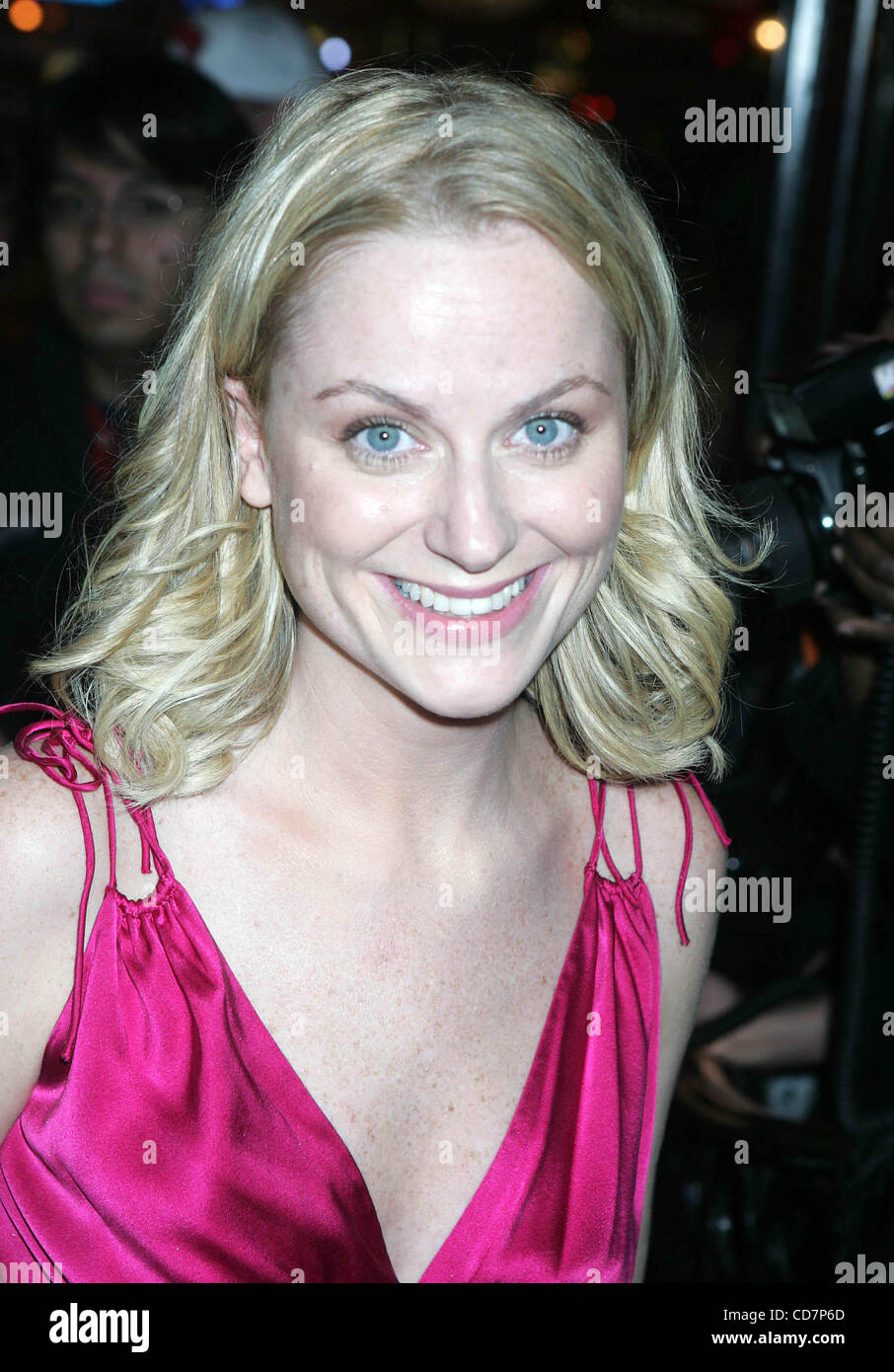 Amy poehler saturday night live 2004 hi-res stock photography and ...