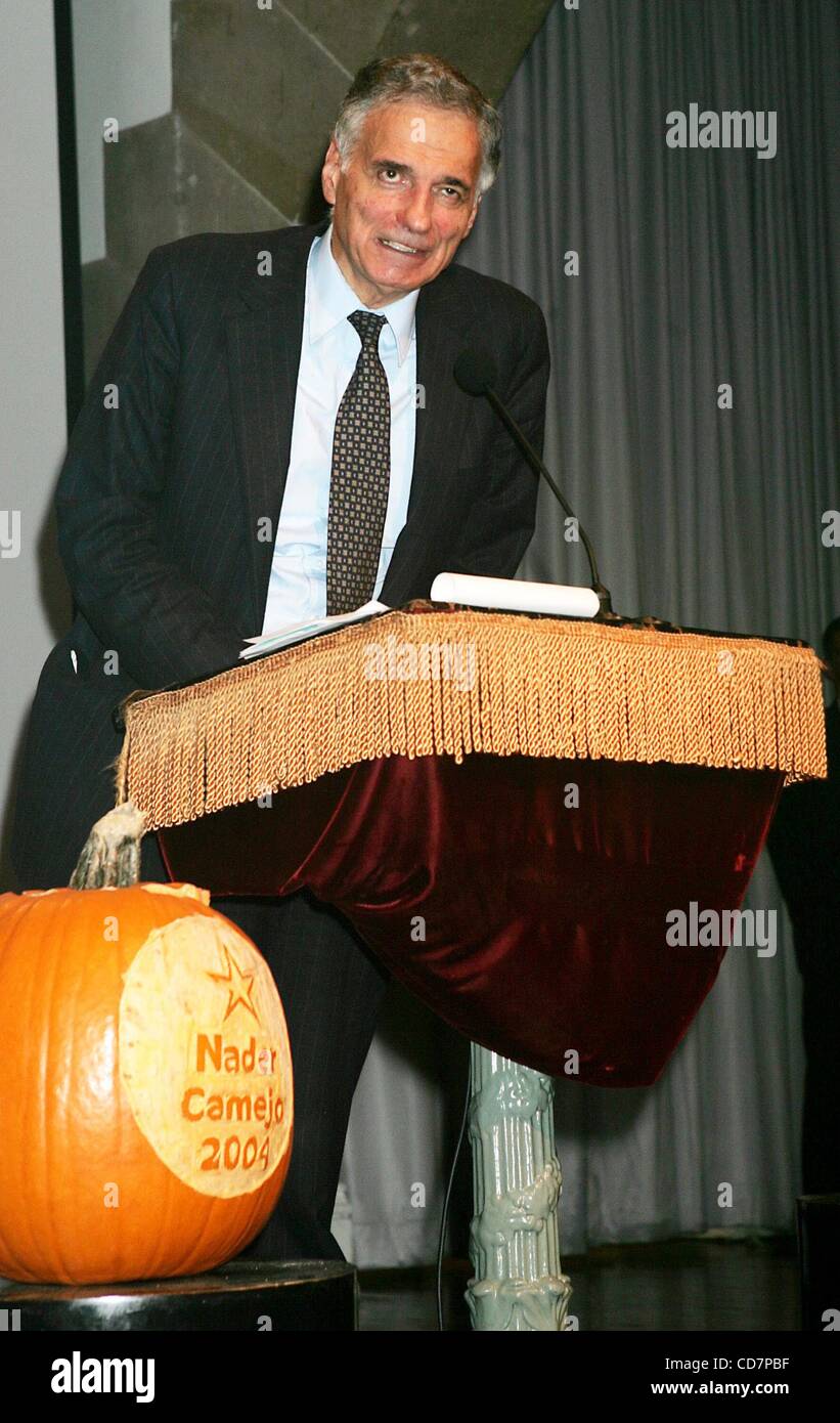 Nov. 1, 2004 - New York, New York, U.S. - K40221RM.RALPH NADER WITH A ...