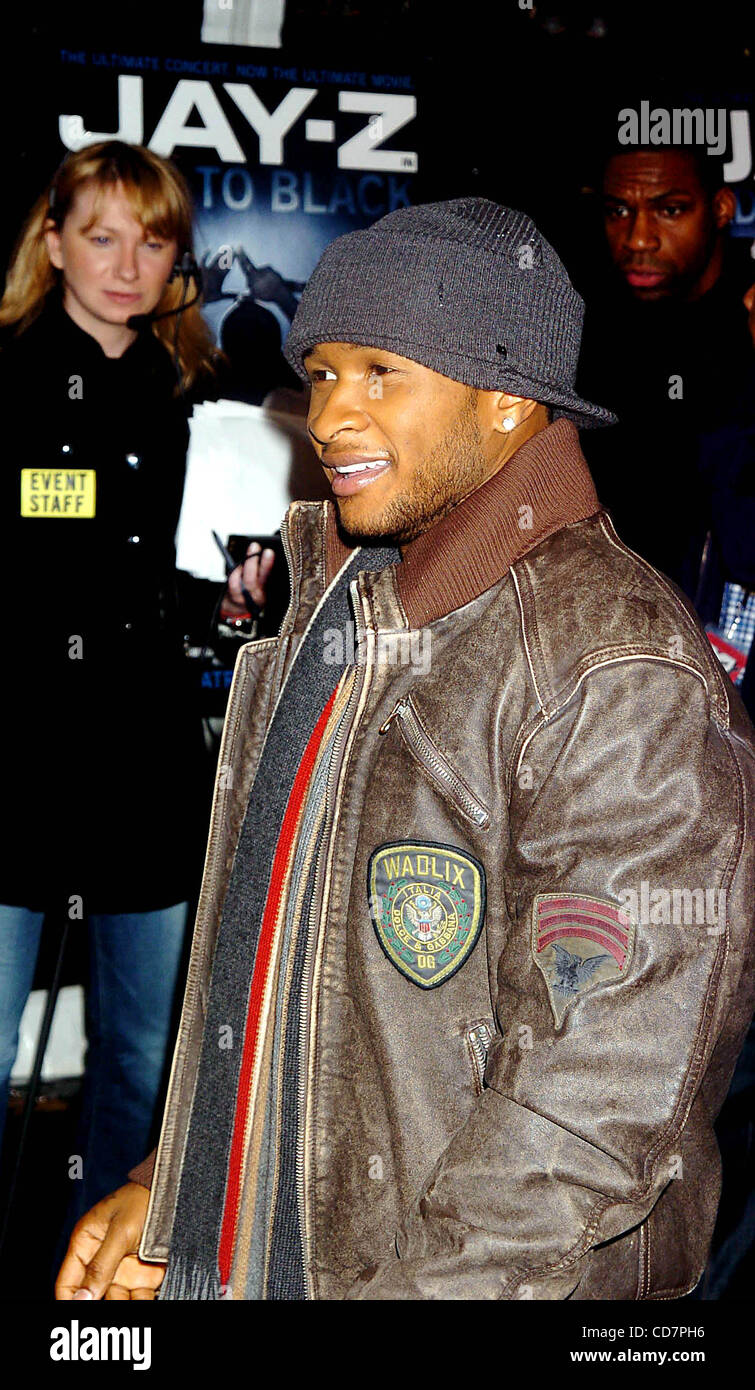 Nov. 4, 2004 - New York, New York, U.S. - K40262JKRON.JAY-Z '' FADE TO ...