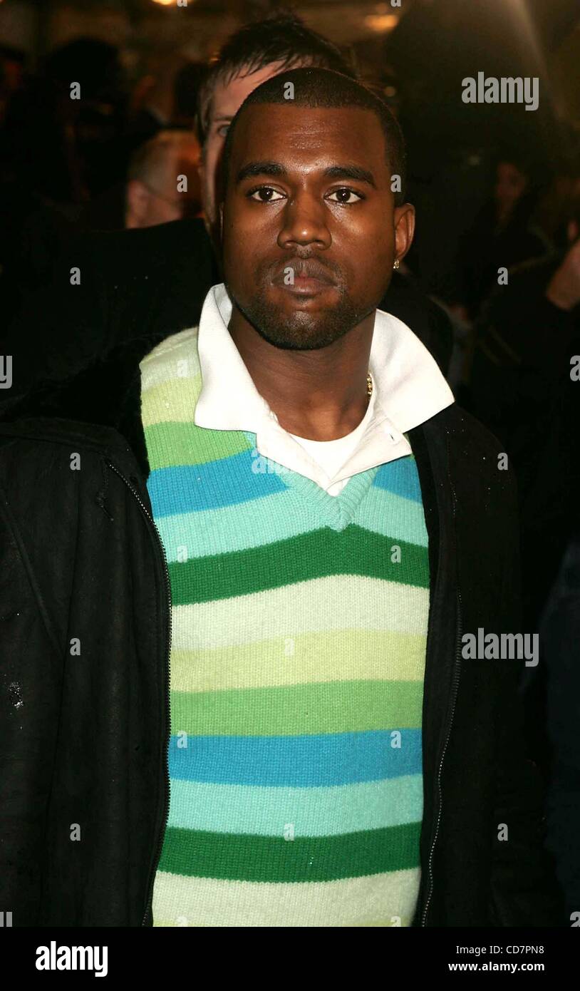 Nov. 4, 2004 - New York, New York, U.S. - K40268RM.JAY-Z '' FADE TO ...