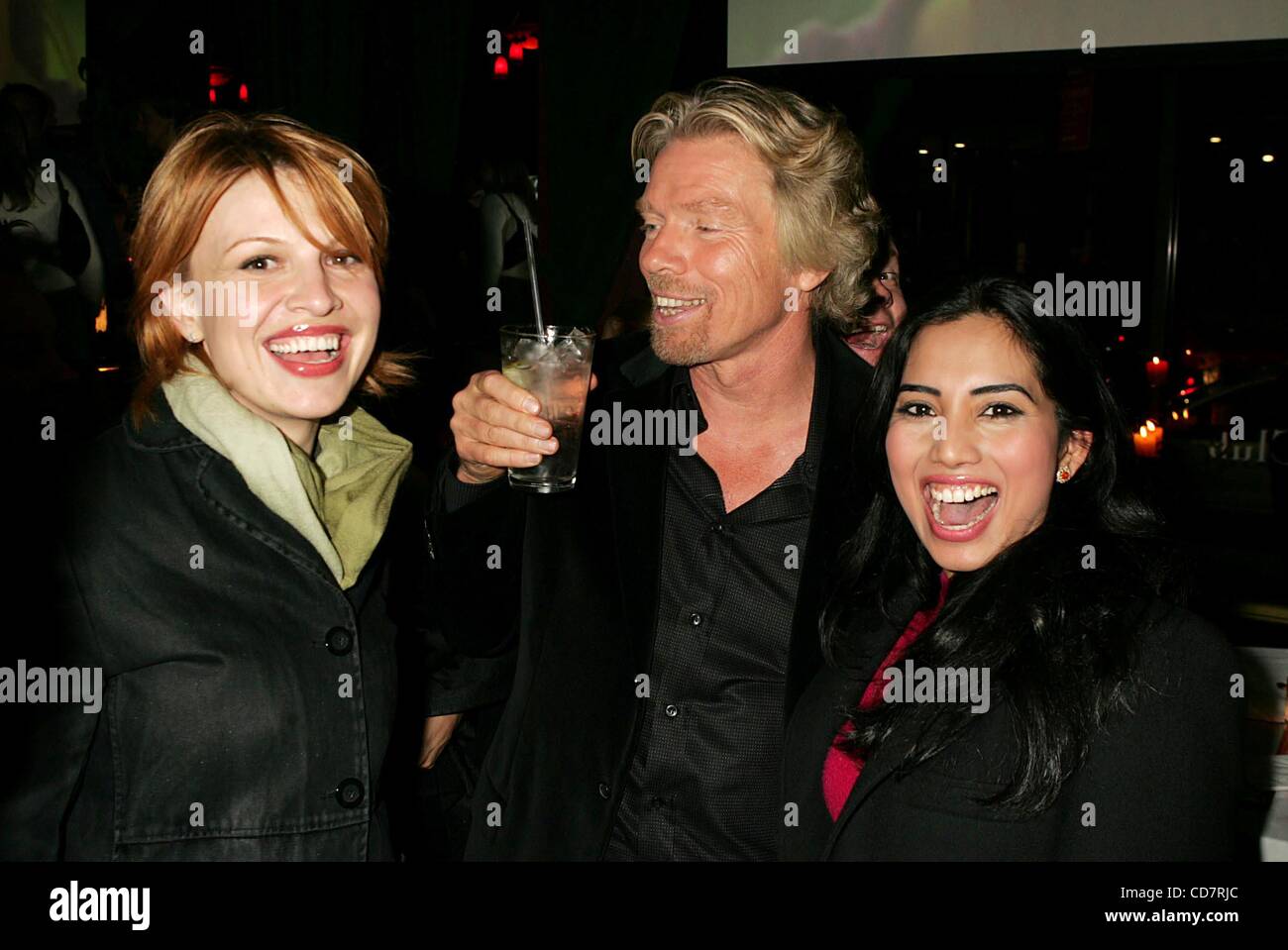 Nov. 9, 2004 - New York, New York, U.S. - K40292RM.VIEWING PARTY FOR ...