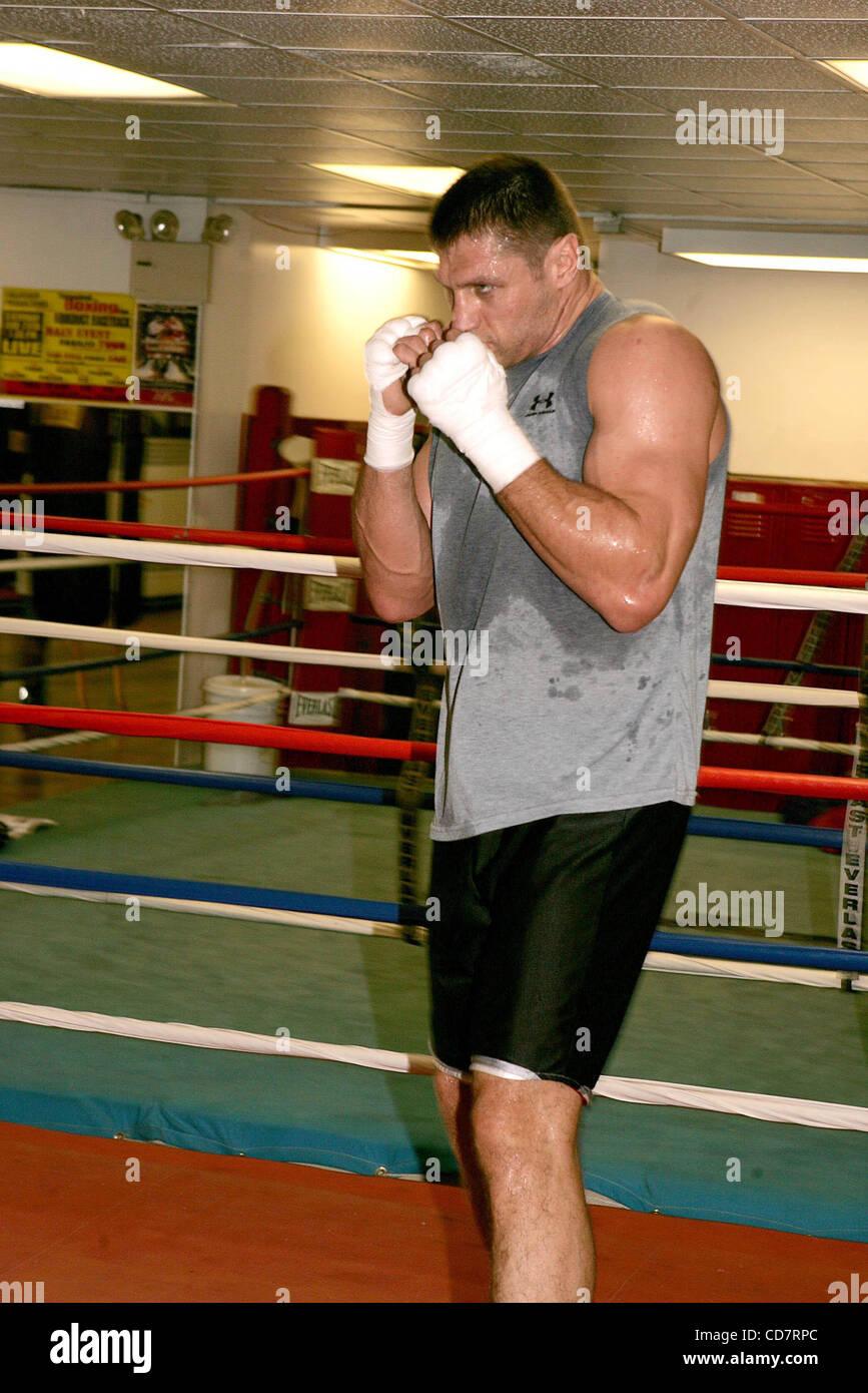 Nov. 10, 2004 - New York, New York, U.S. - K39938RM.ANDREW ''POWERFUL ...