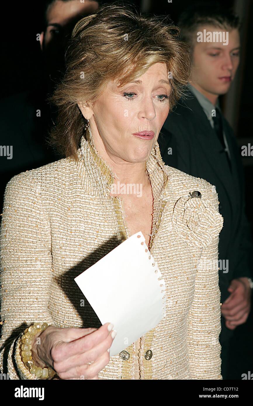 Nov. 12, 2004 - New York, New York, U.S. - K40375RM.JANE FONDA HONOREE ...