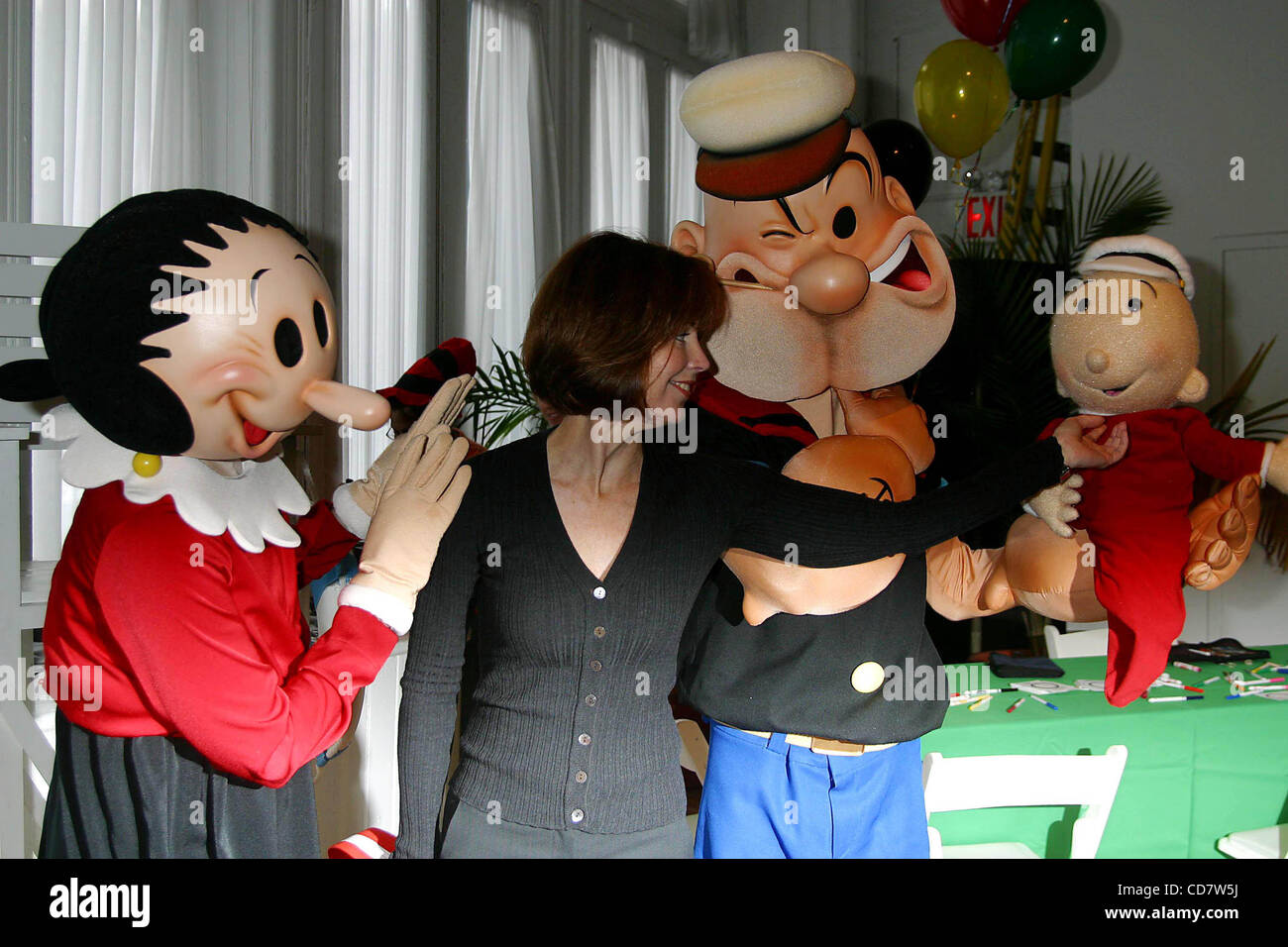 Nov. 22, 2004 - New York, New York, U.S. - K40519JBU.NATIONAL ADOPTION ...