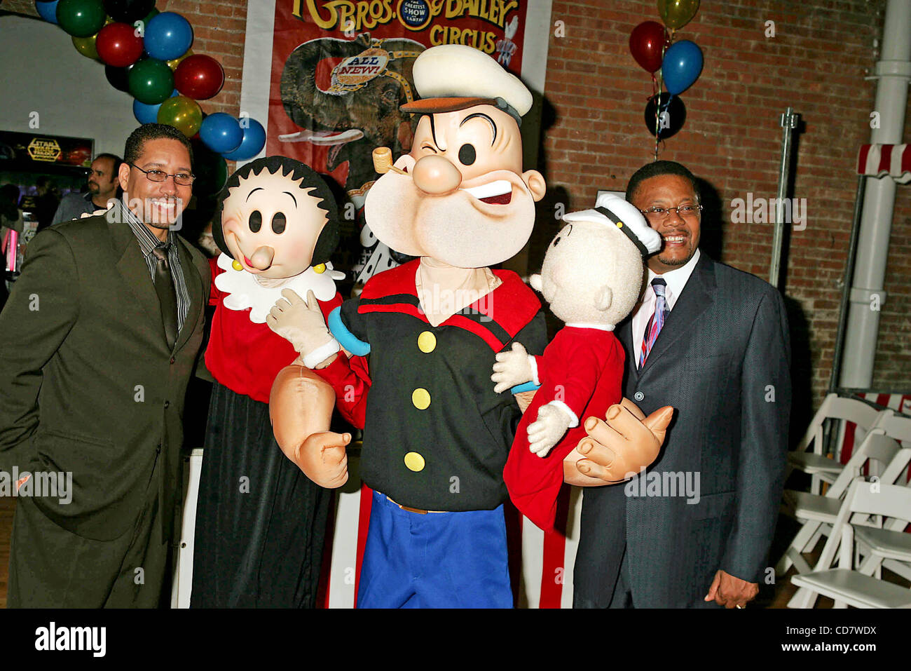 Popeye 2004 hi-res stock photography and images - Alamy