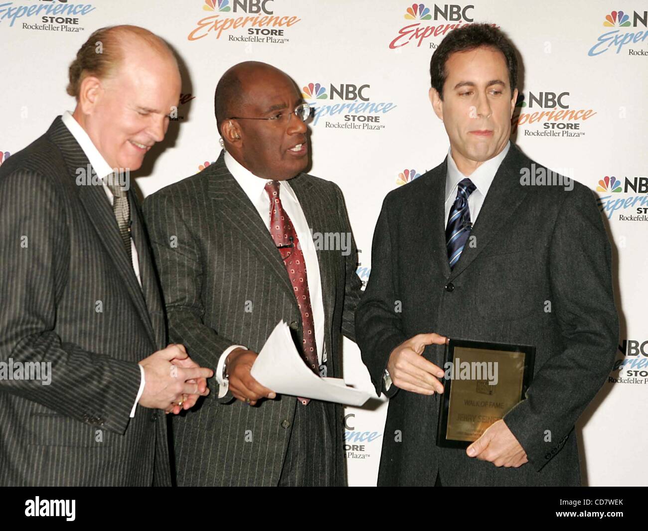 Nov. 22, 2004 - New York, New York, U.S. - K40504RM.JERRY SEINFELD ...