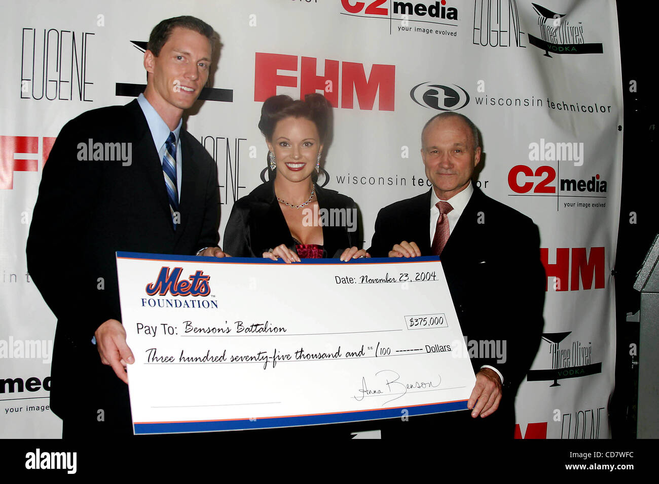 Nov. 23, 2004 - New York, New York, U.S. - K40557ML.FHM HOSTS CELEBRITY ...