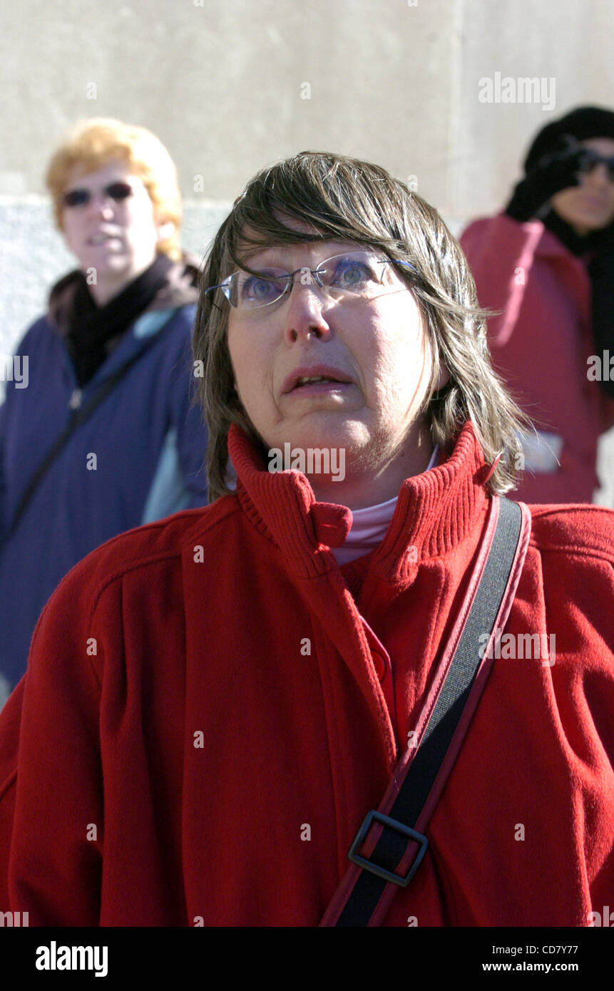 Donna Dlugo of Connecticut a volunteer at St. Paul's following the ...