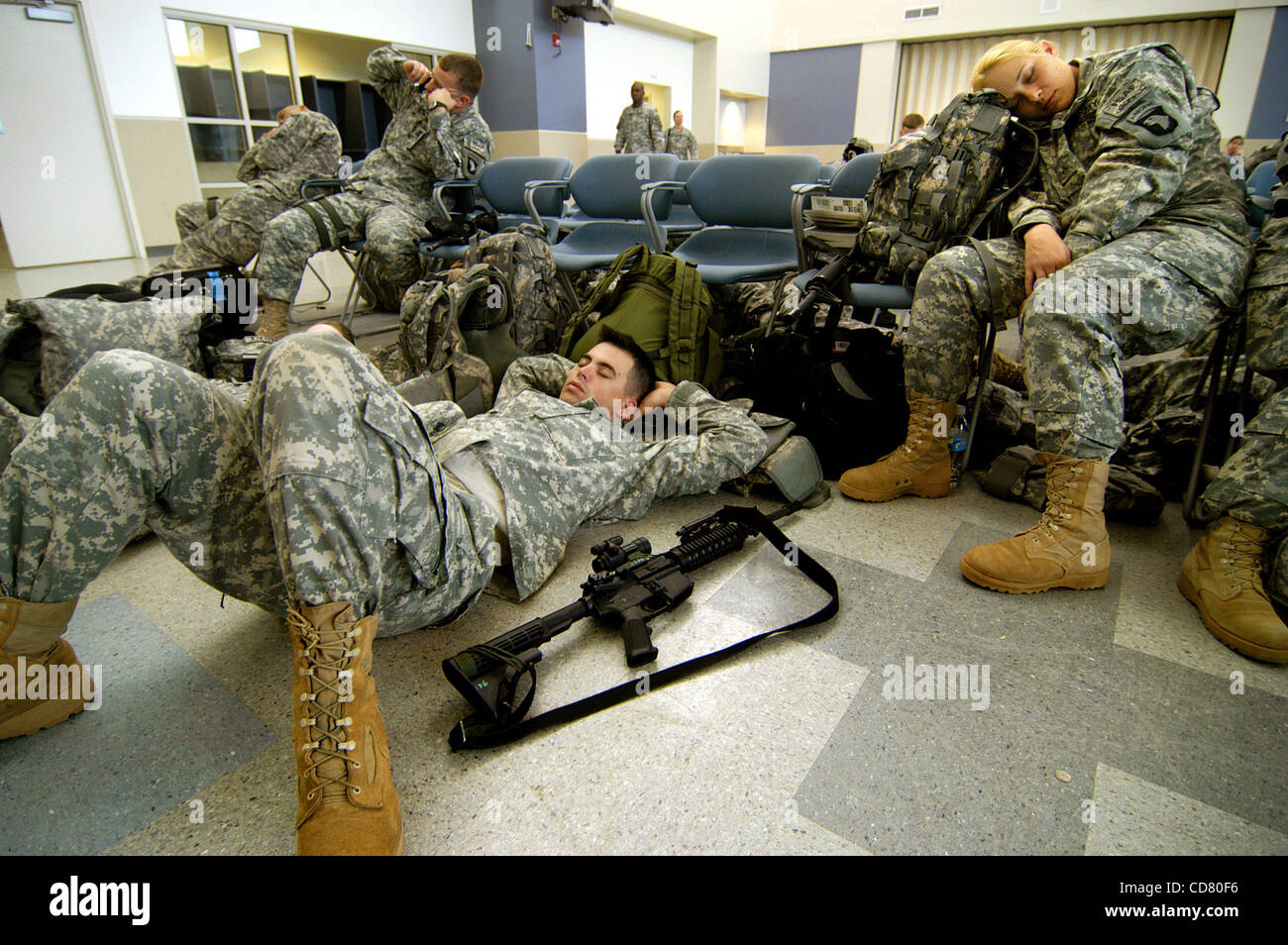 Mar 18, 2008 - Fort Campbell, Kentucky, USA - Soldiers grab naps when ...