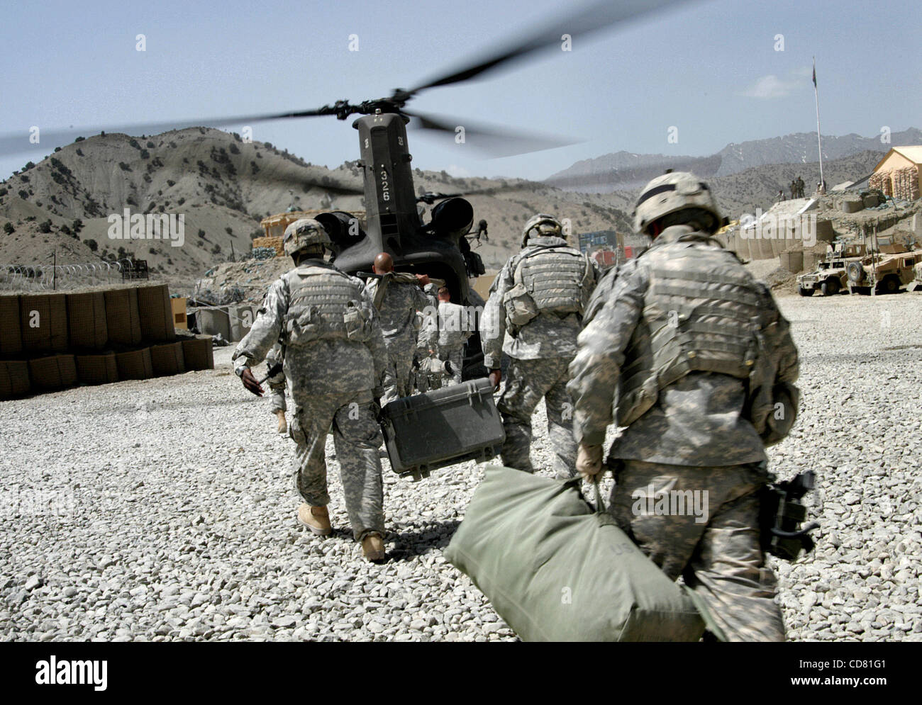 Fob airborne hi-res stock photography and images - Alamy