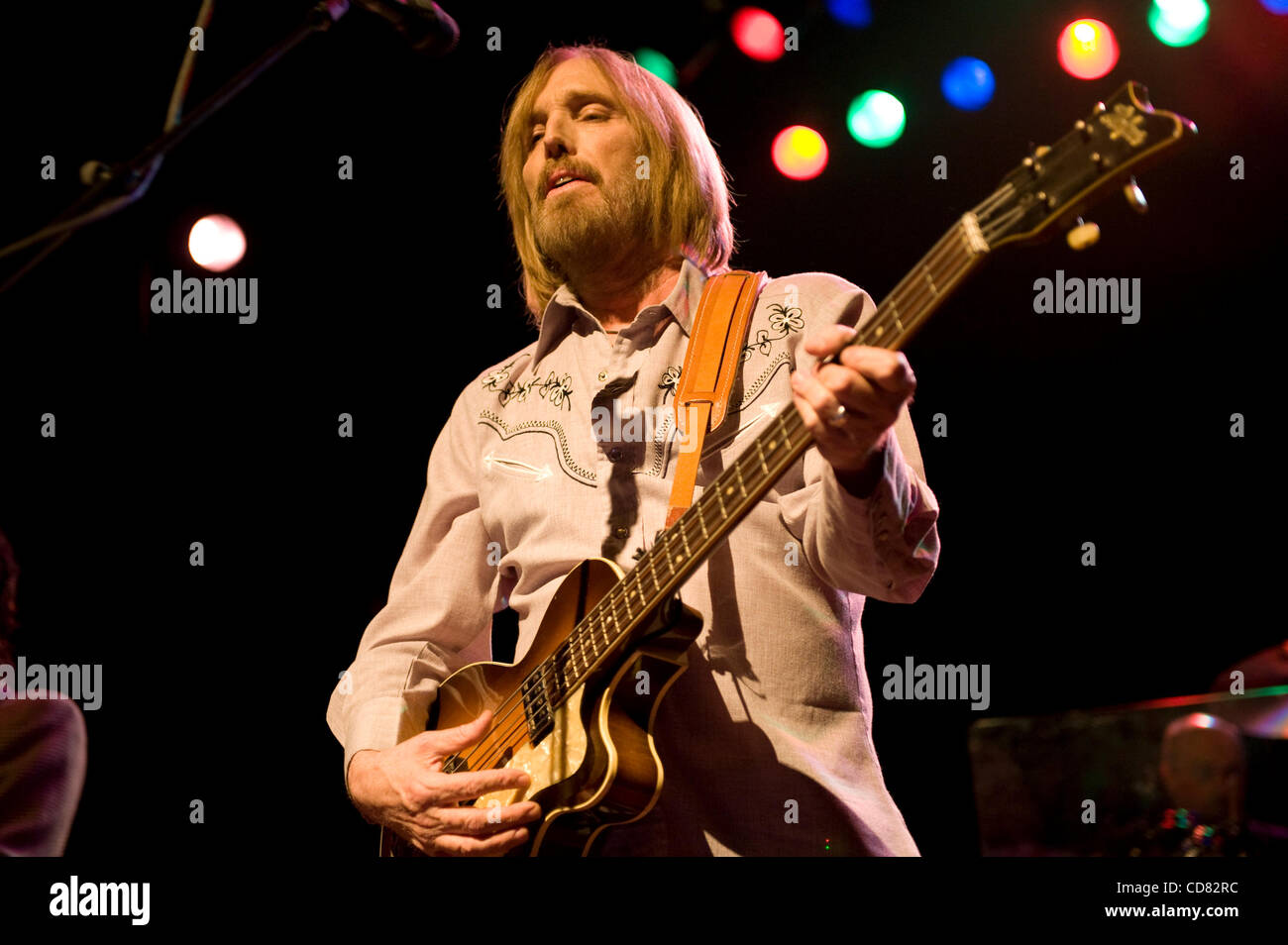 Apr 14, 2008 - Santa Cruz, California, USA - The band Mudcrutch ...