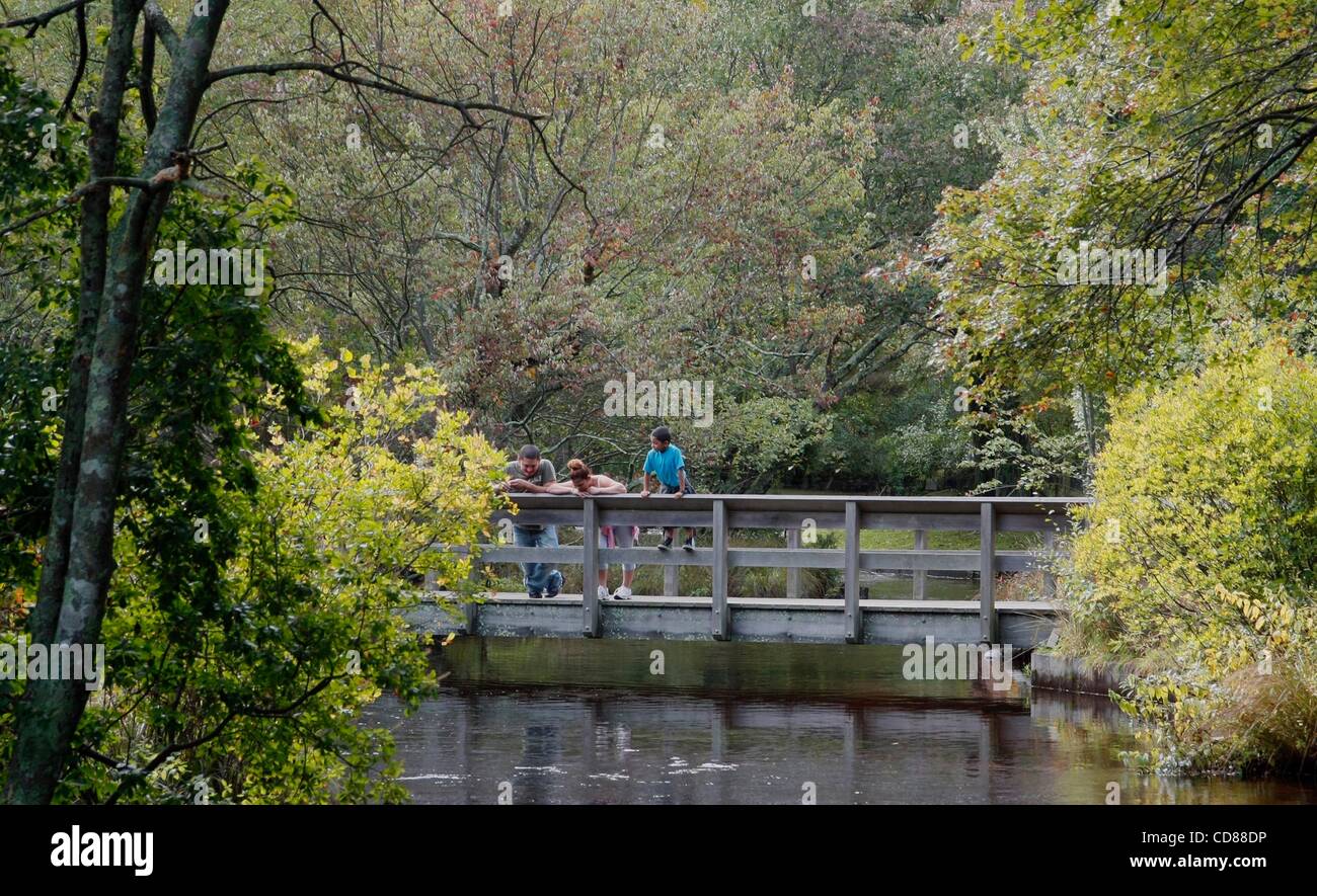 Connetquot river state park preserve hi-res stock photography and ...