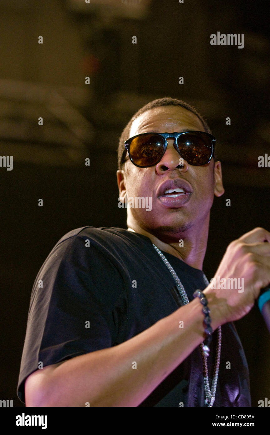 Rapper Jay-Z performs before a capicity crowd at Miami's Bayfront ...