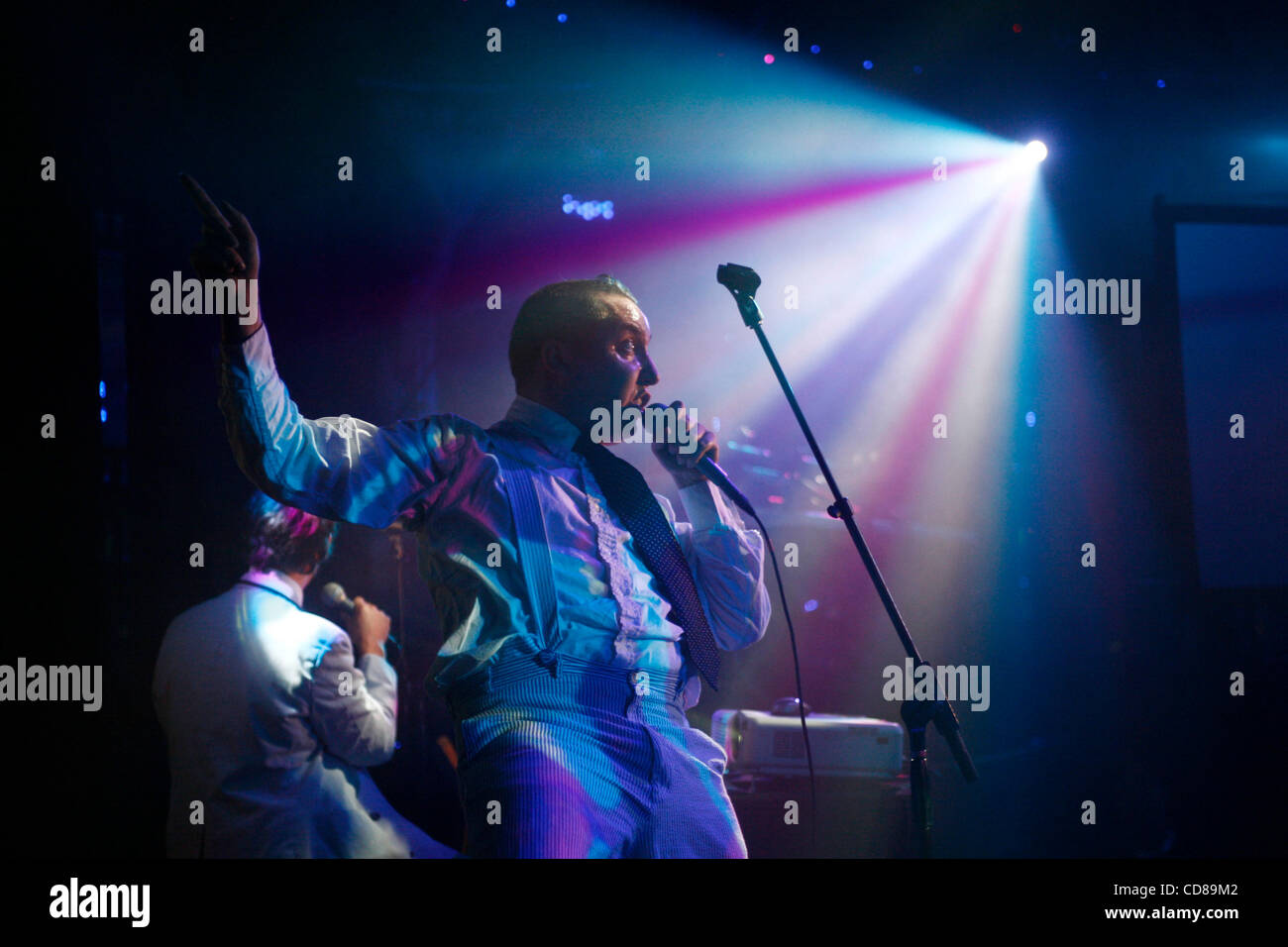 Mike Relm performing at the Spiegel tent on October 7th 2008 Photo ...
