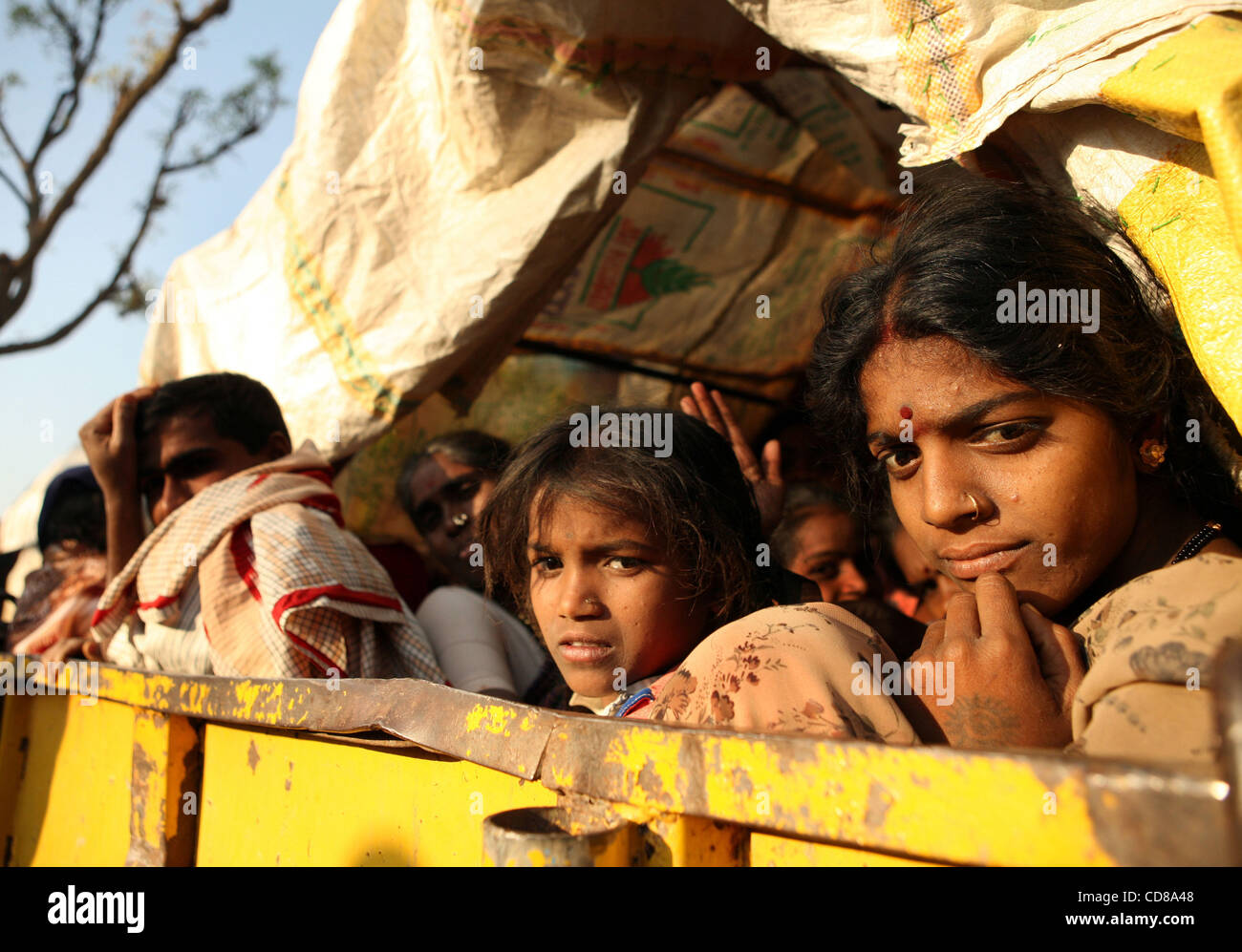 Oct 10, 2008 - Saundatti, India - Young girls arrrive with their family ...