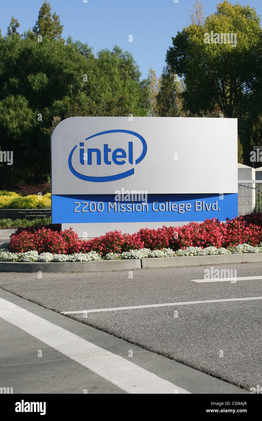 Oct 12, 2008 - Santa Clara, California, USA - Worldwide headquarters of ...