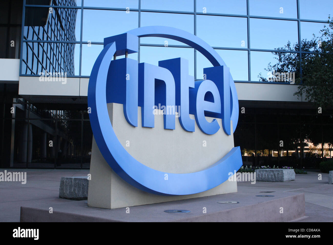Intel headquarters hi-res stock photography and images - Alamy