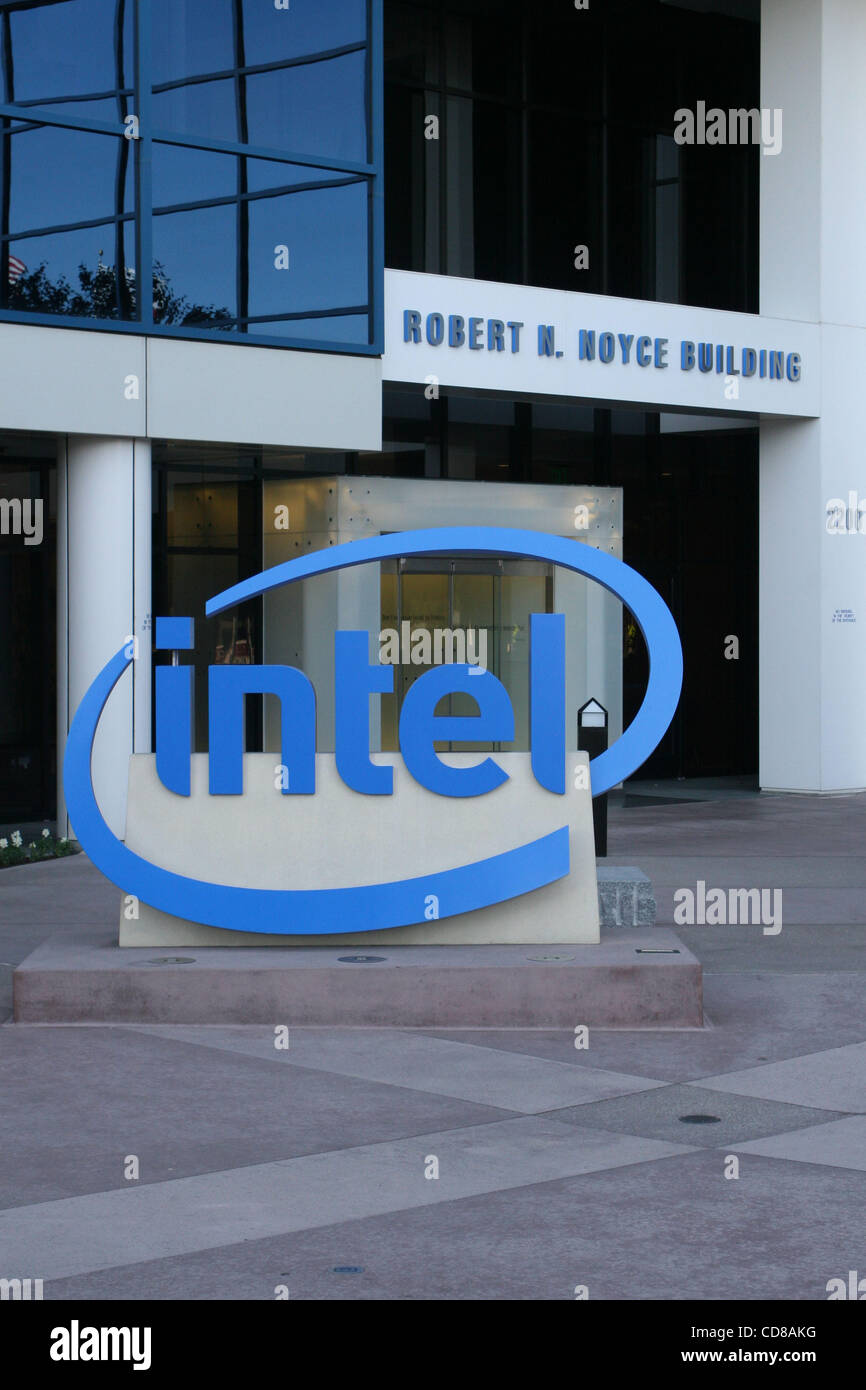 Oct 12, 2008 - Santa Clara, California, USA - Worldwide headquarters of ...