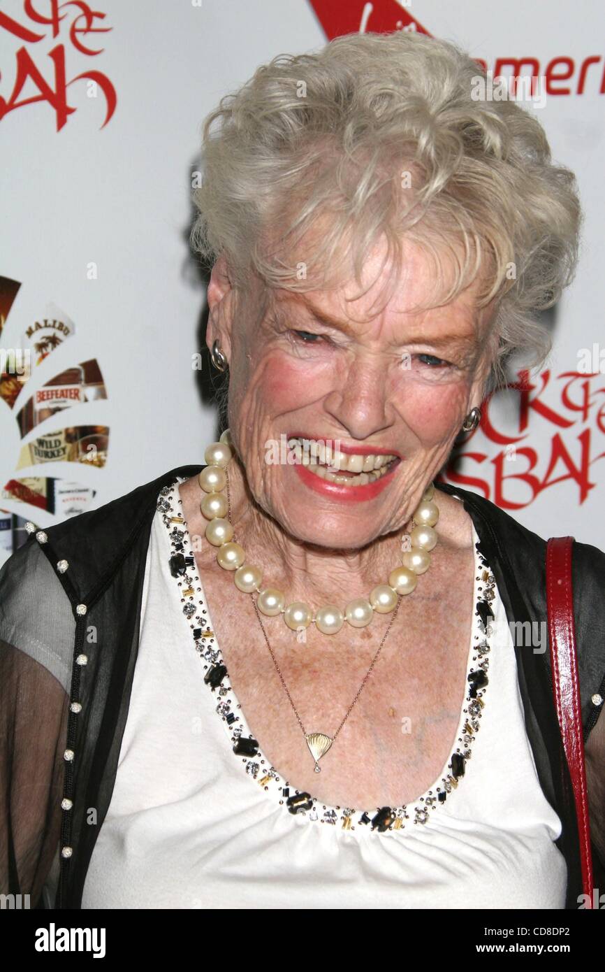 Oct 23, 2008 - Los Angeles, California, USA - Mrs. EVE BRANSON at the ...