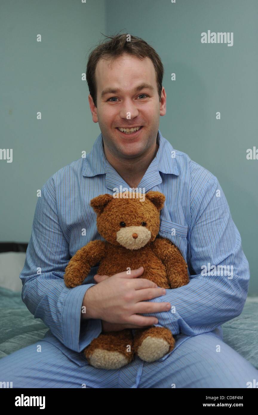 Oct 30, 2008 - Manhattan, New York, USA - Comedian MIKE BIRBIGLIA ...