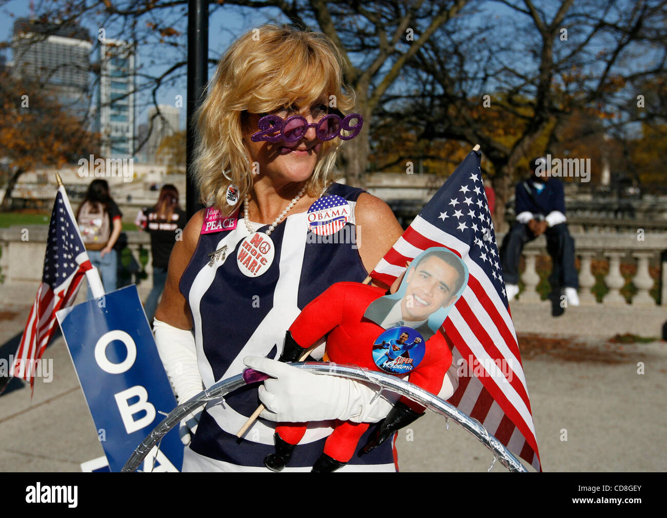 Nov 04, 2008 - Chicago, Illinois, USA - KELLY JACOBS a democrat ...