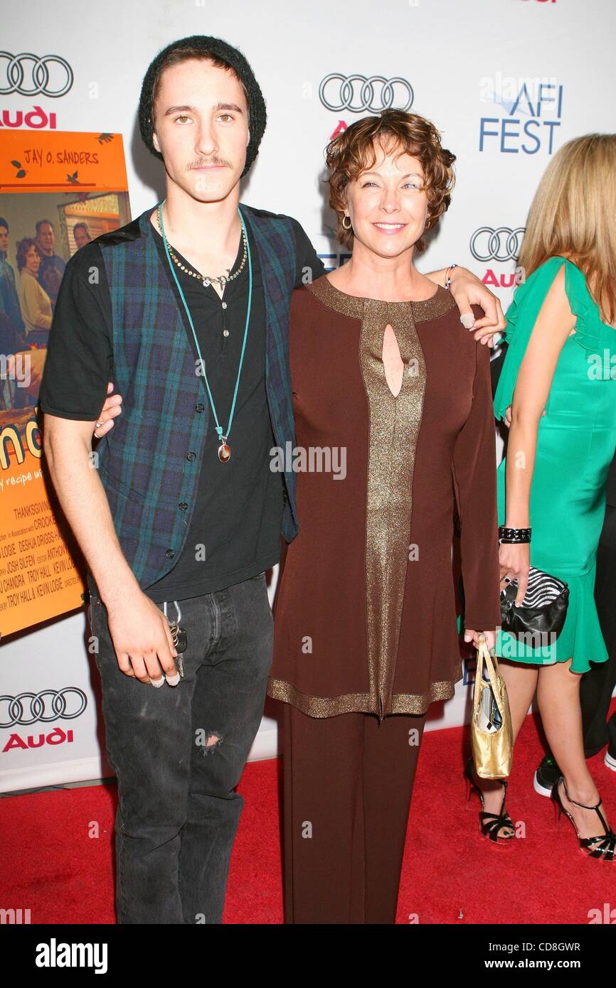 Nov 05, 2008 - Los Angeles, California, USA - Actress KATHLEEN QUINLAN ...