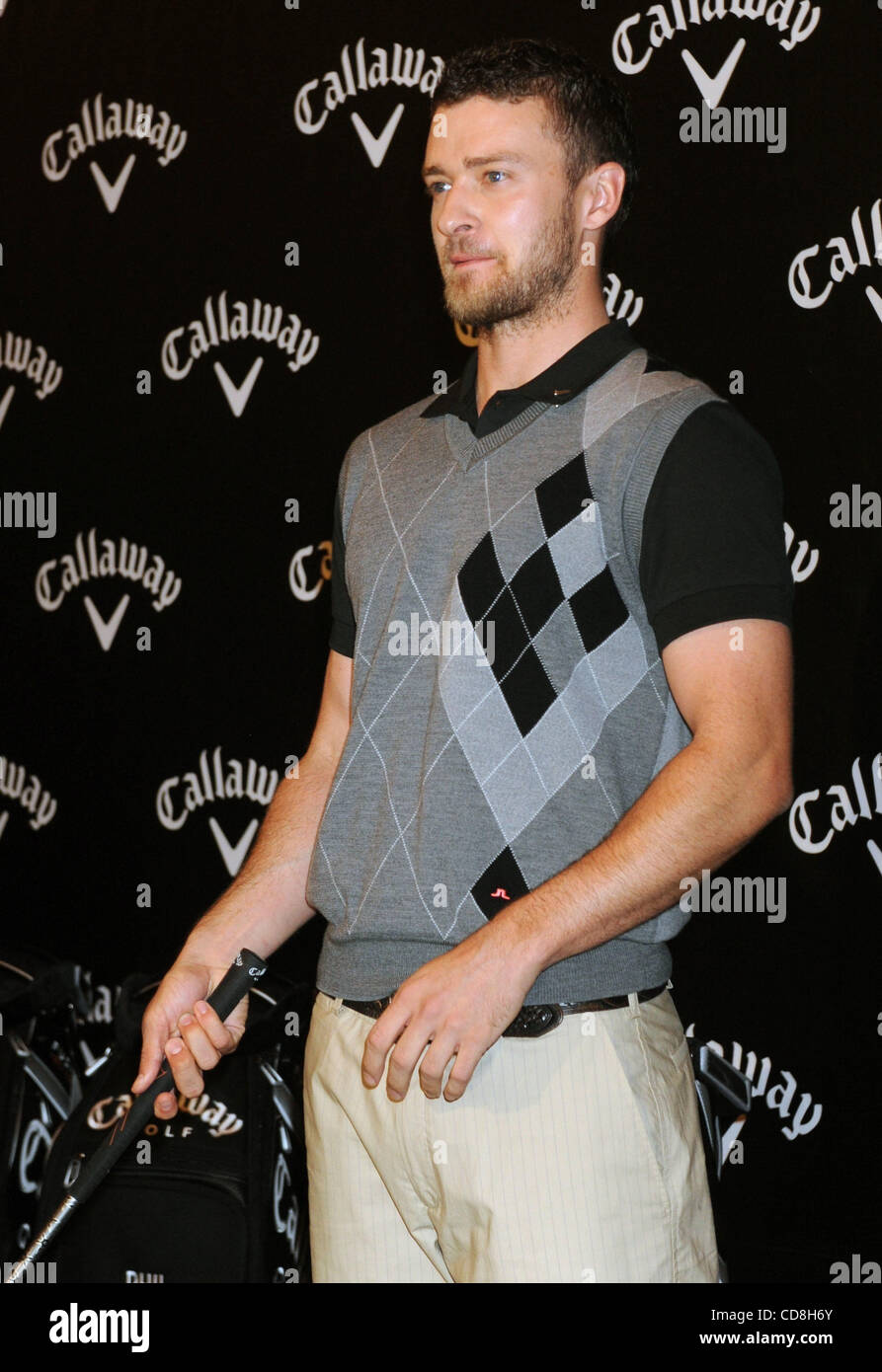 Nov 07, 2008 - Manhattan, New York, USA - JUSTIN TIMBERLAKE teams up ...