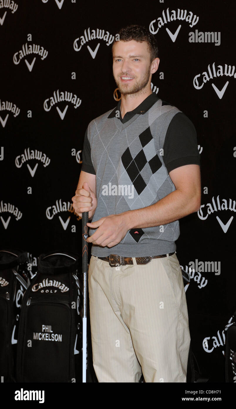 Nov 07, 2008 - Manhattan, New York, USA - JUSTIN TIMBERLAKE teams up ...