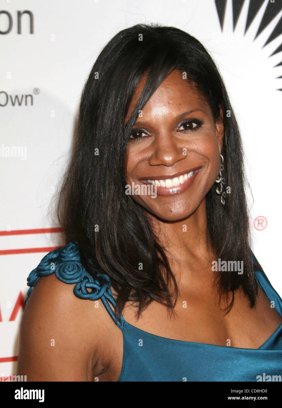 Nov 08, 2008 - Los Angeles, California, USA - Actress AUDRA MCDONALD at ...