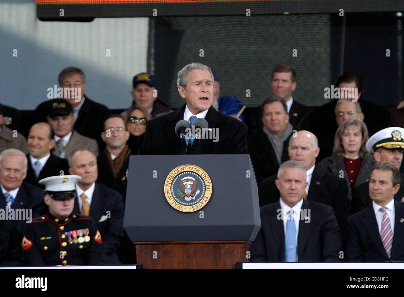 2008 intrepid freedom award hi-res stock photography and images - Alamy